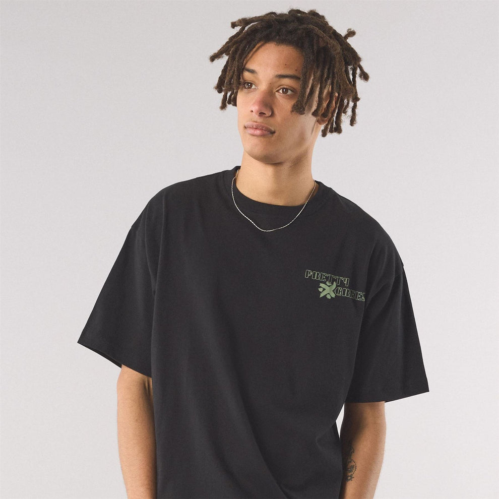 Pretty Green Scorpio Rising Regular Fit T-Shirt – Lovell Sports